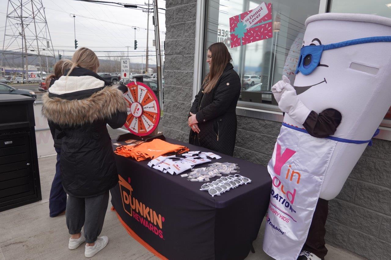 Dunkin’ opens next generation store in Broome County - Ed Lewi and ...