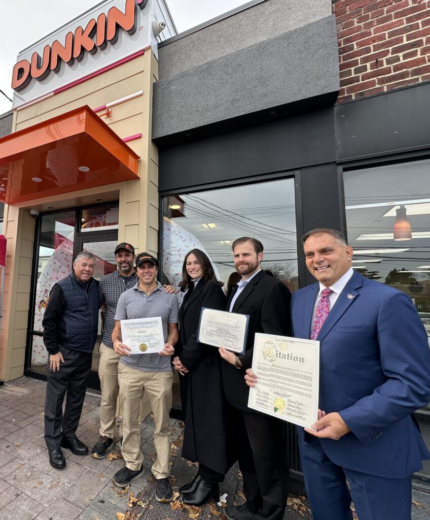 Dunkin’ restaurant in Farmingdale commemorates grand reopening with ...